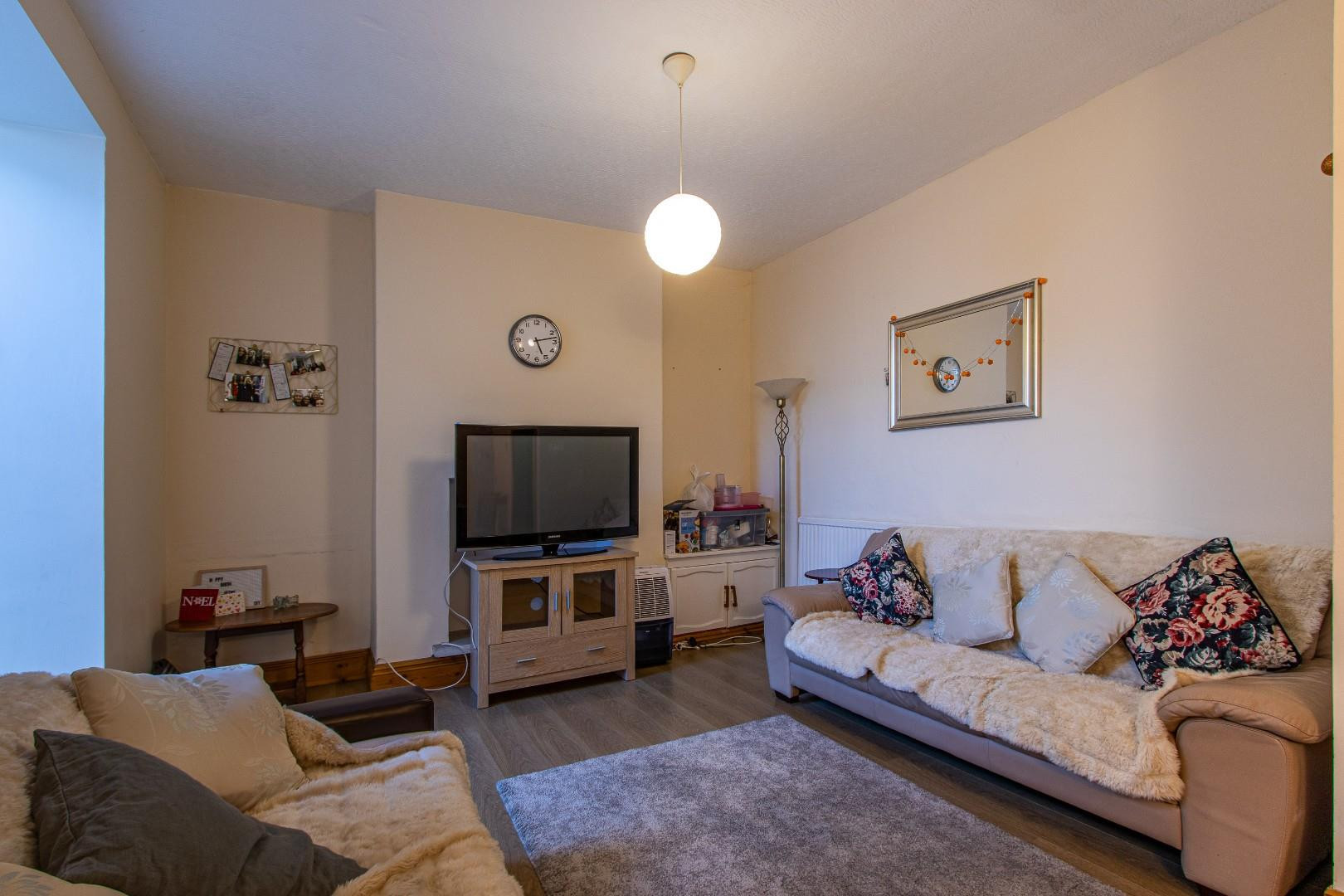5 bed student house to rent on Cosmeston Street, Cardiff, CF24 4LP ...