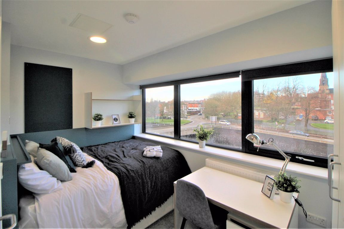 Student studio flat to rent on Hill Street, Coventry, CV1 4AN | StuRents