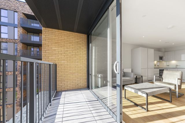 2 bed student house to rent on Orton House, London, SW17 0BW | StuRents