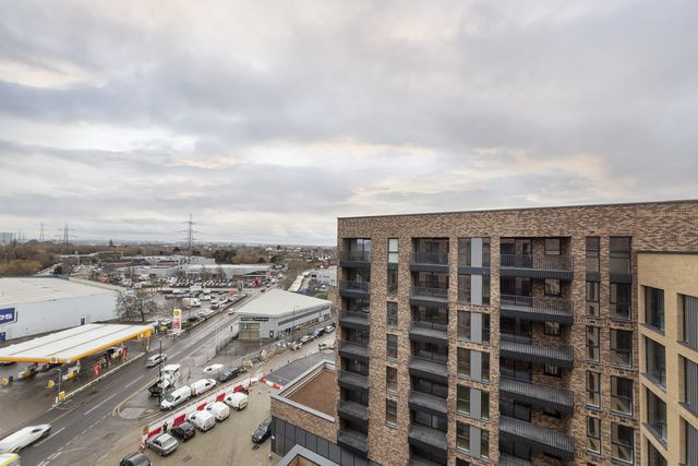 2 bed student house to rent on Orton House, London, SW17 0BW | StuRents