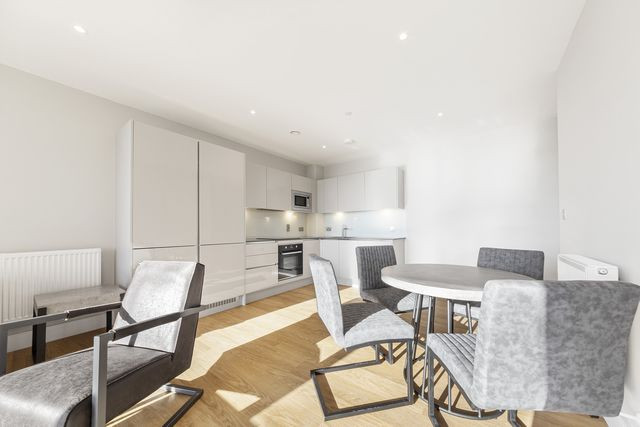 2 bed student house to rent on Orton House, London, SW17 0BW | StuRents