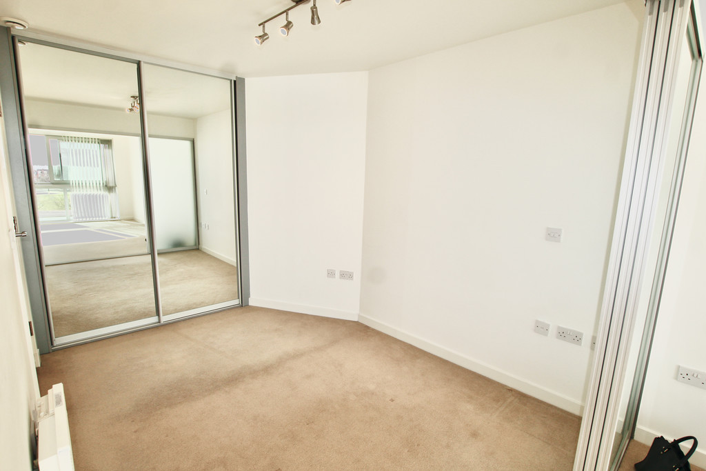 Student studio flat to rent on Waterside Way, Nottingham, NG2 4RE ...