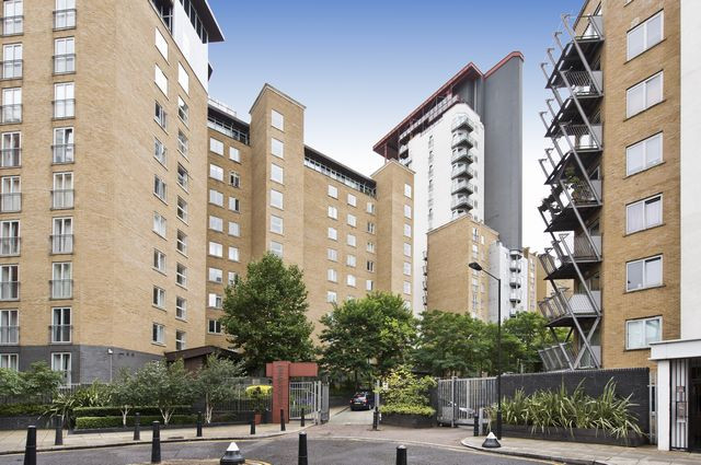 Student studio flat to rent on Seacon Tower, London, E14 8JX | StuRents