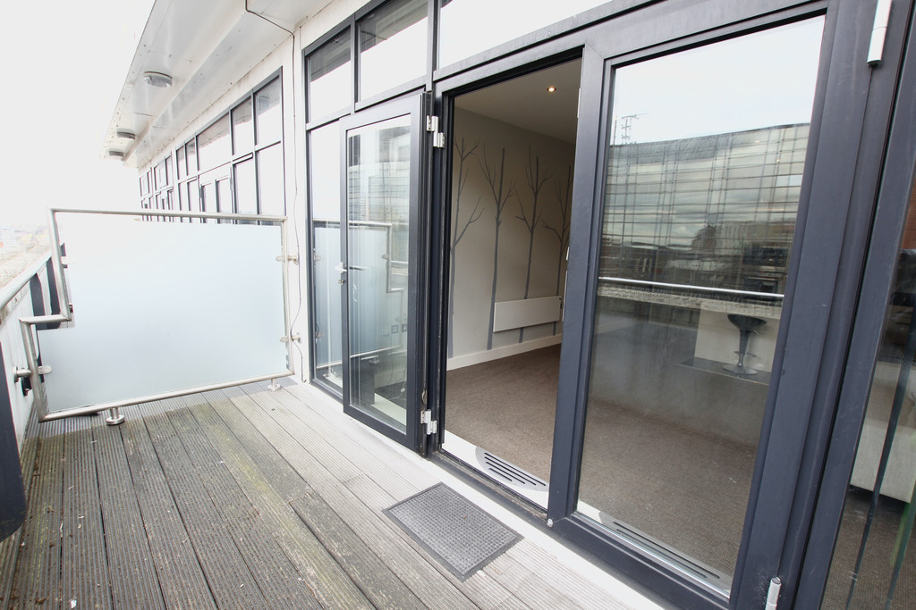 2 bed student house to rent on Wollaton Street, Nottingham, NG1 5FW ...