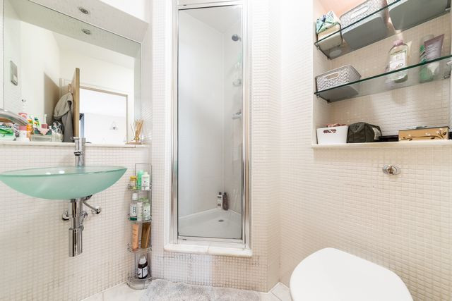 2 bed student house to rent on Vesta Court, London, SE1 3BP | StuRents