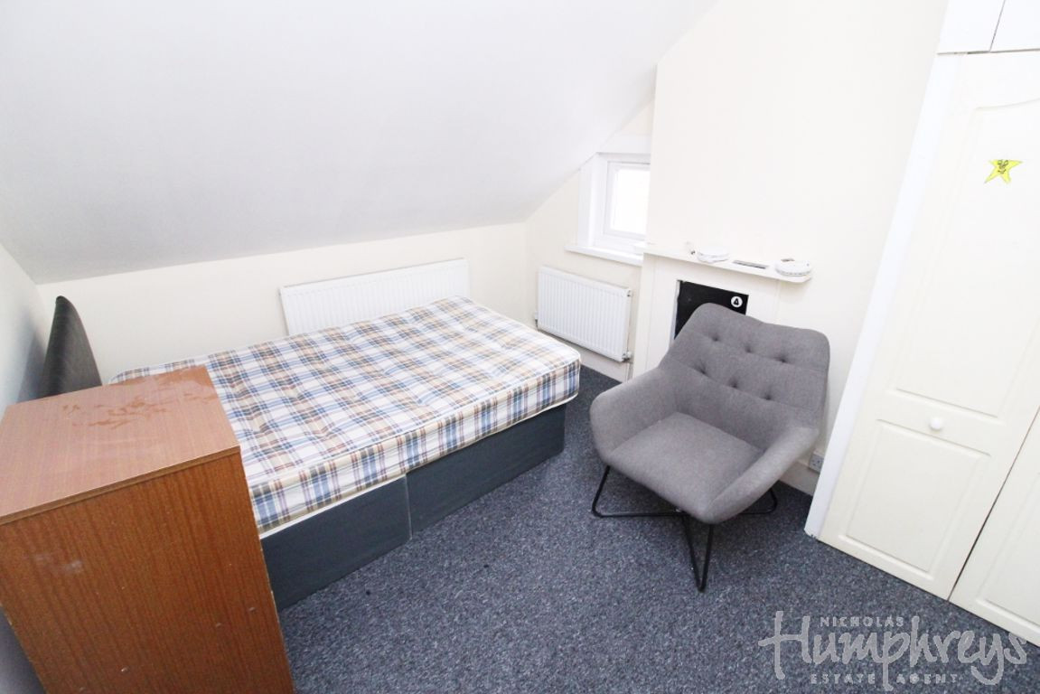 4 bed student house to rent on Whitley Street, Reading, RG2 0EQ | StuRents