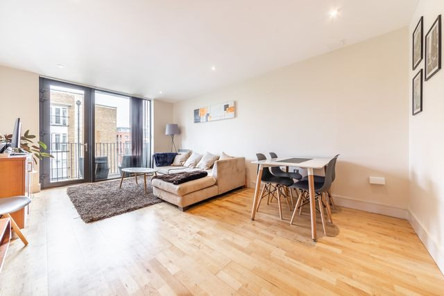 2 bed student house for rent in Vesta Court, London, SE1 3BP - StuRents