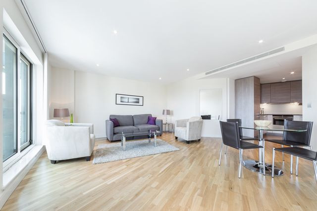 2 bed student house to rent on Anchor House, London, SW8 2LE | StuRents
