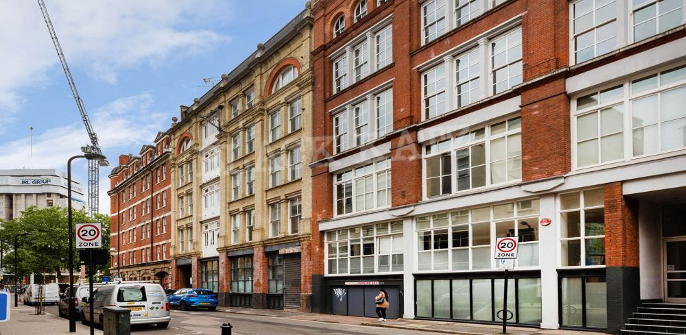 Student studio flat to rent on TABERNACLE STREET EC2A, London, EC2A 4SA ...