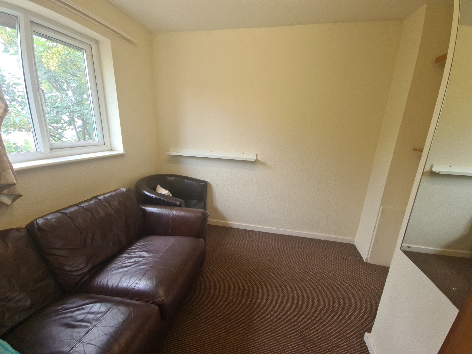 4 bed student house to rent on Well Close Rise, Leeds, LS7 1HT | StuRents