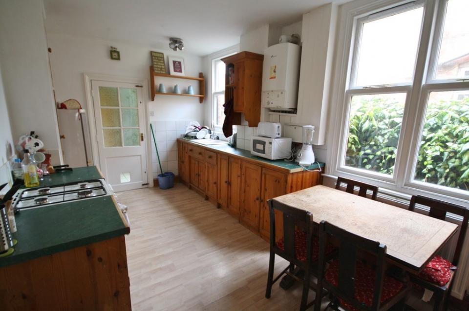 4 bed student house to rent on Briton Street, Leicester, LE3 0AA | StuRents