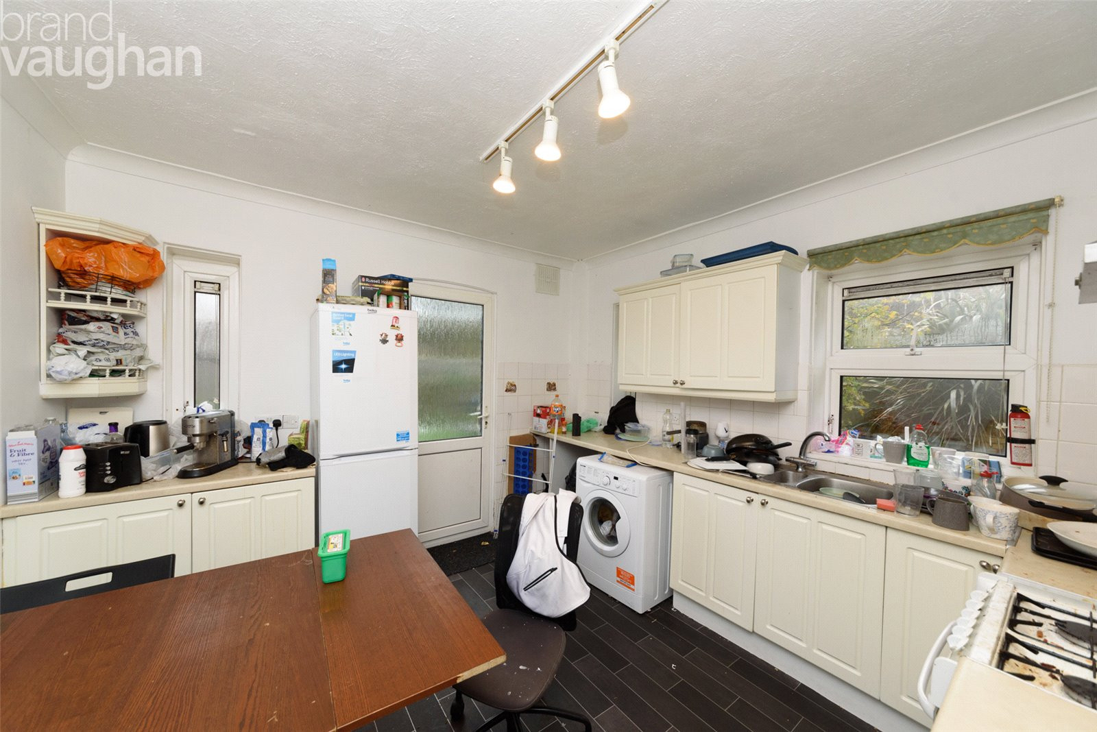 3 bed student house to rent on The Highway, Brighton, BN2 4GD | StuRents