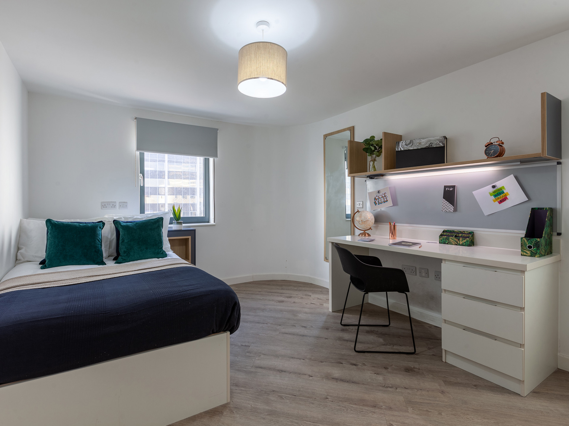 Premium Studio student flat to rent on Newport Road, Cardiff, CF24 0AN ...