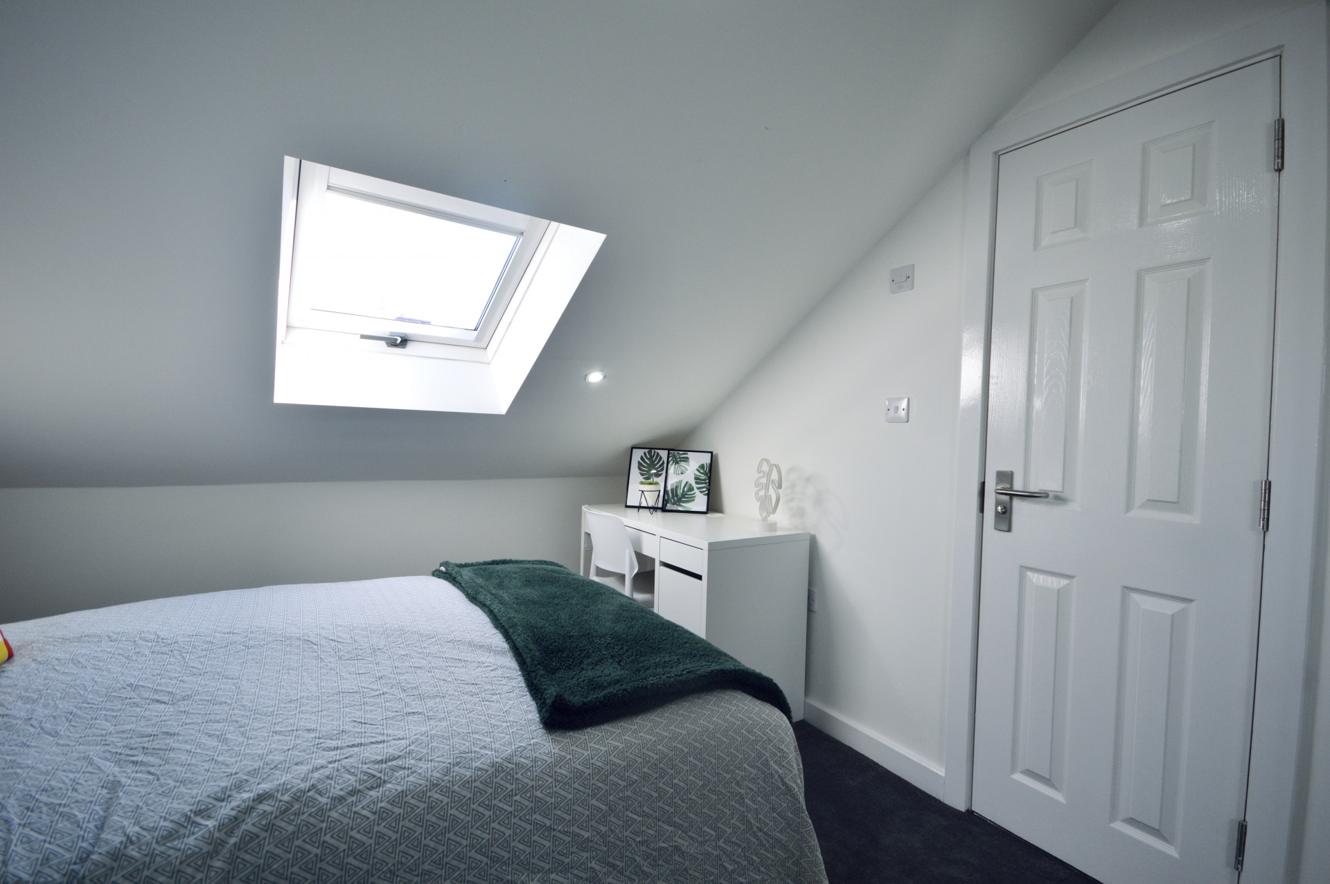 6 bed student house to rent on Liscard Road, Liverpool, L15 0HH | StuRents