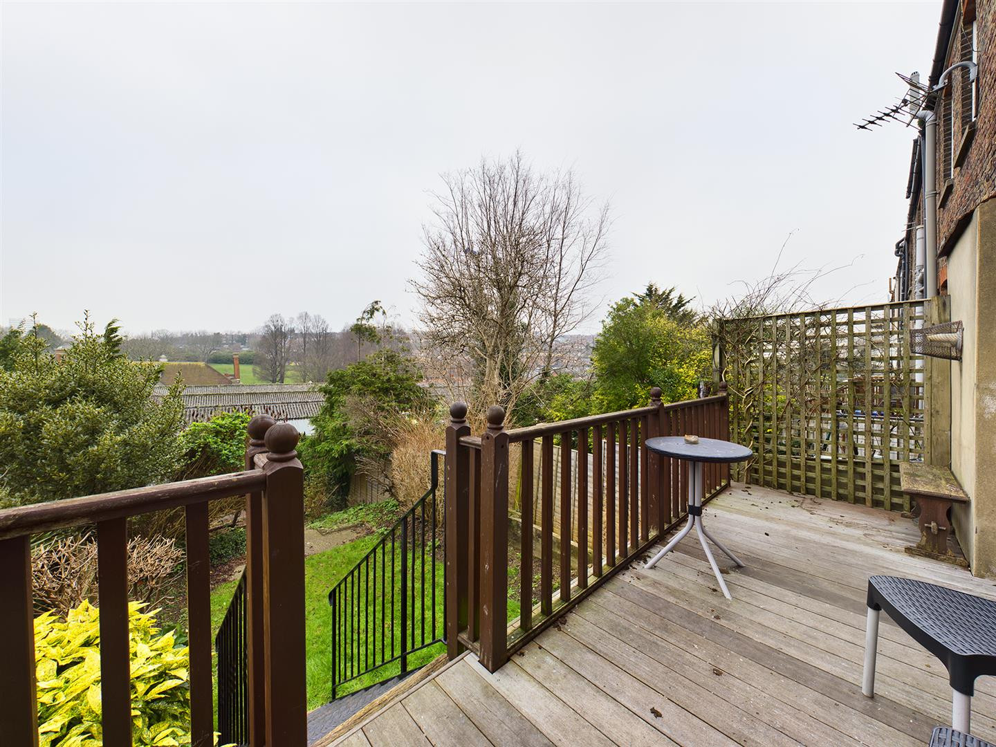 4 bed student house to rent on Riley Road, Brighton, BN2 4AG | StuRents