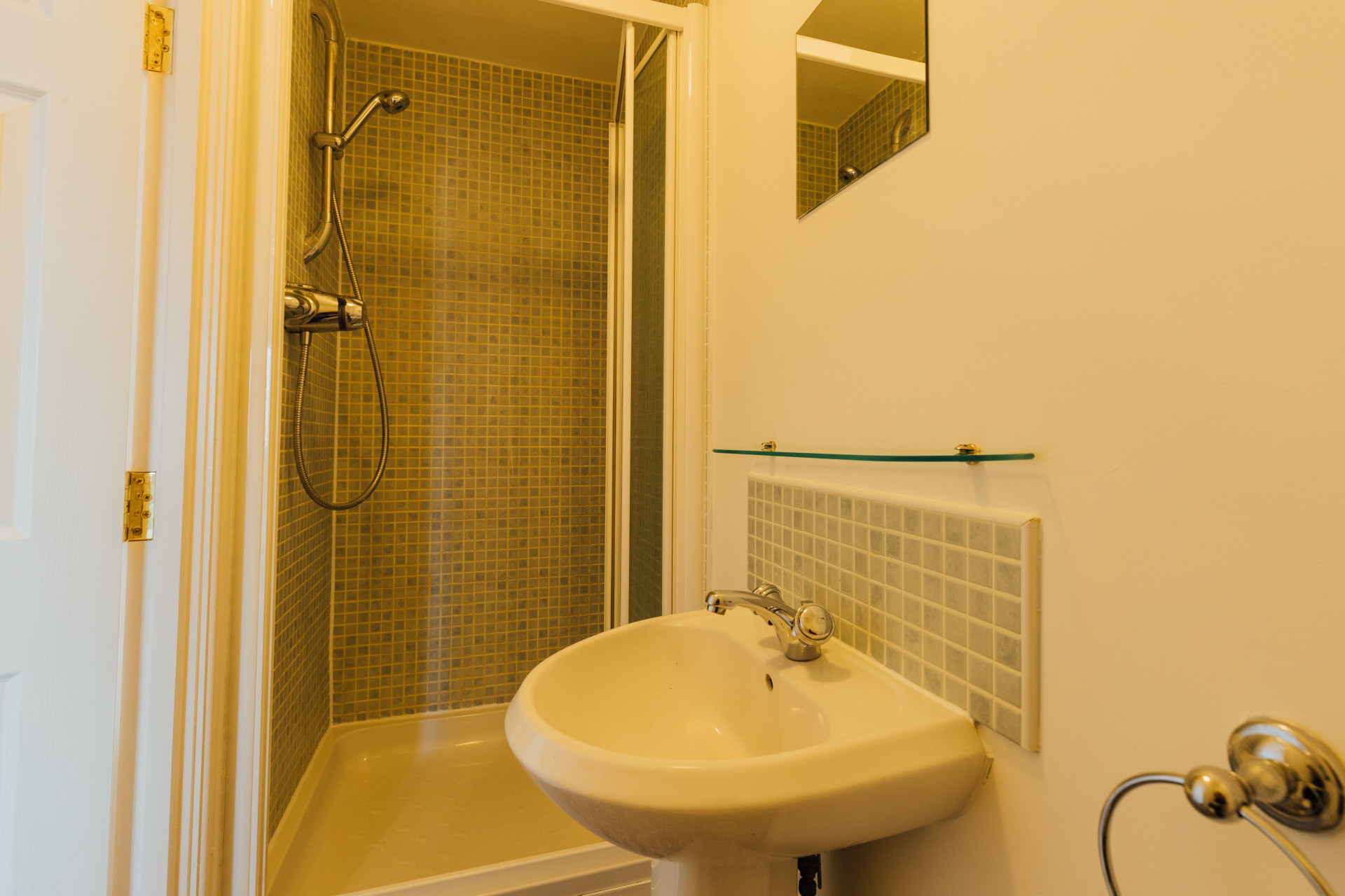 4 bed student house to rent on Goods Yard Close, Loughborough, LE11 5EB ...