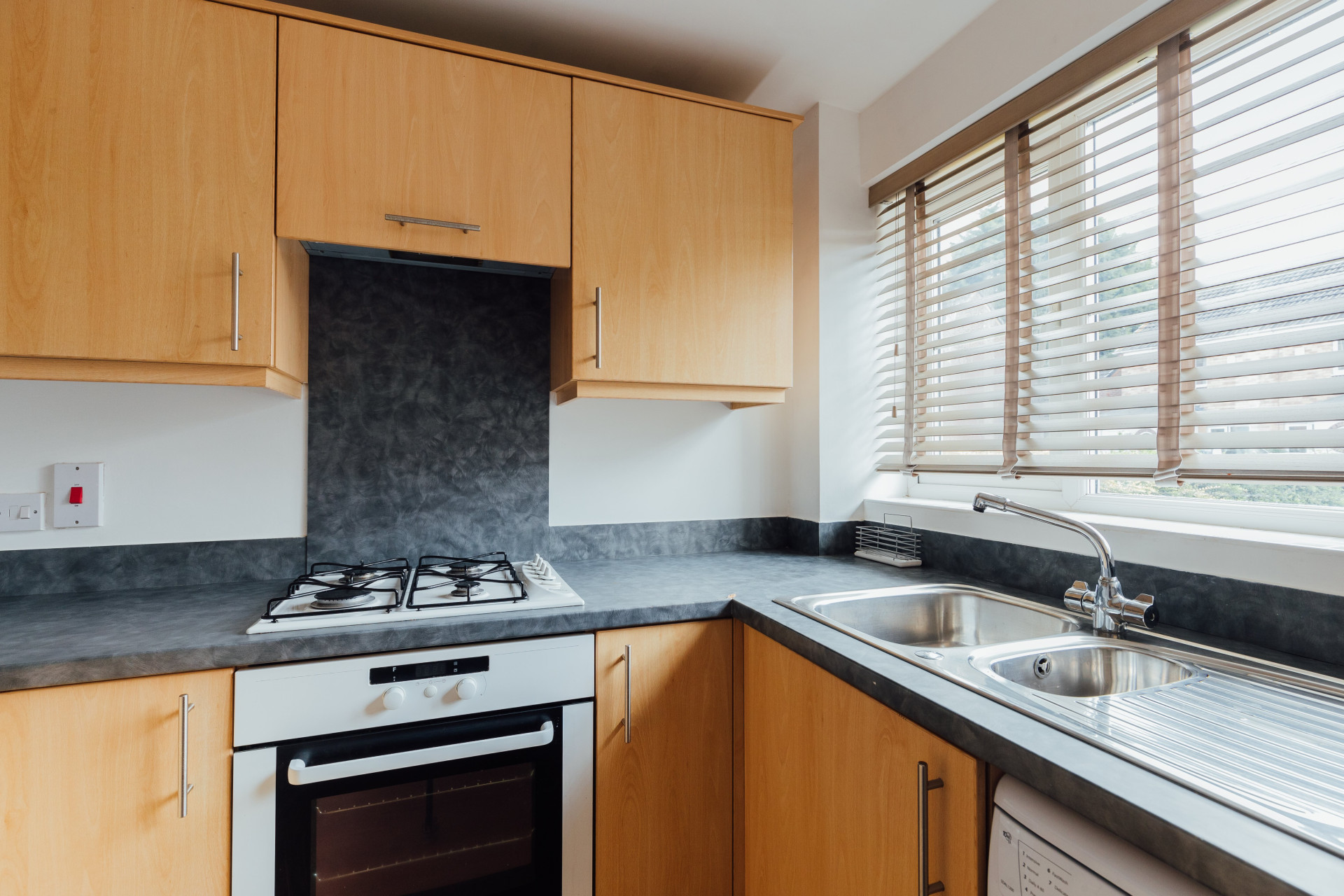 4 bed student house to rent on Goods Yard Close, Loughborough, LE11 5EB ...