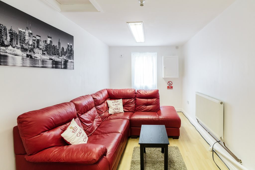 6 bed student house to rent on Goods Yard Close, Loughborough, LE11 5EB ...