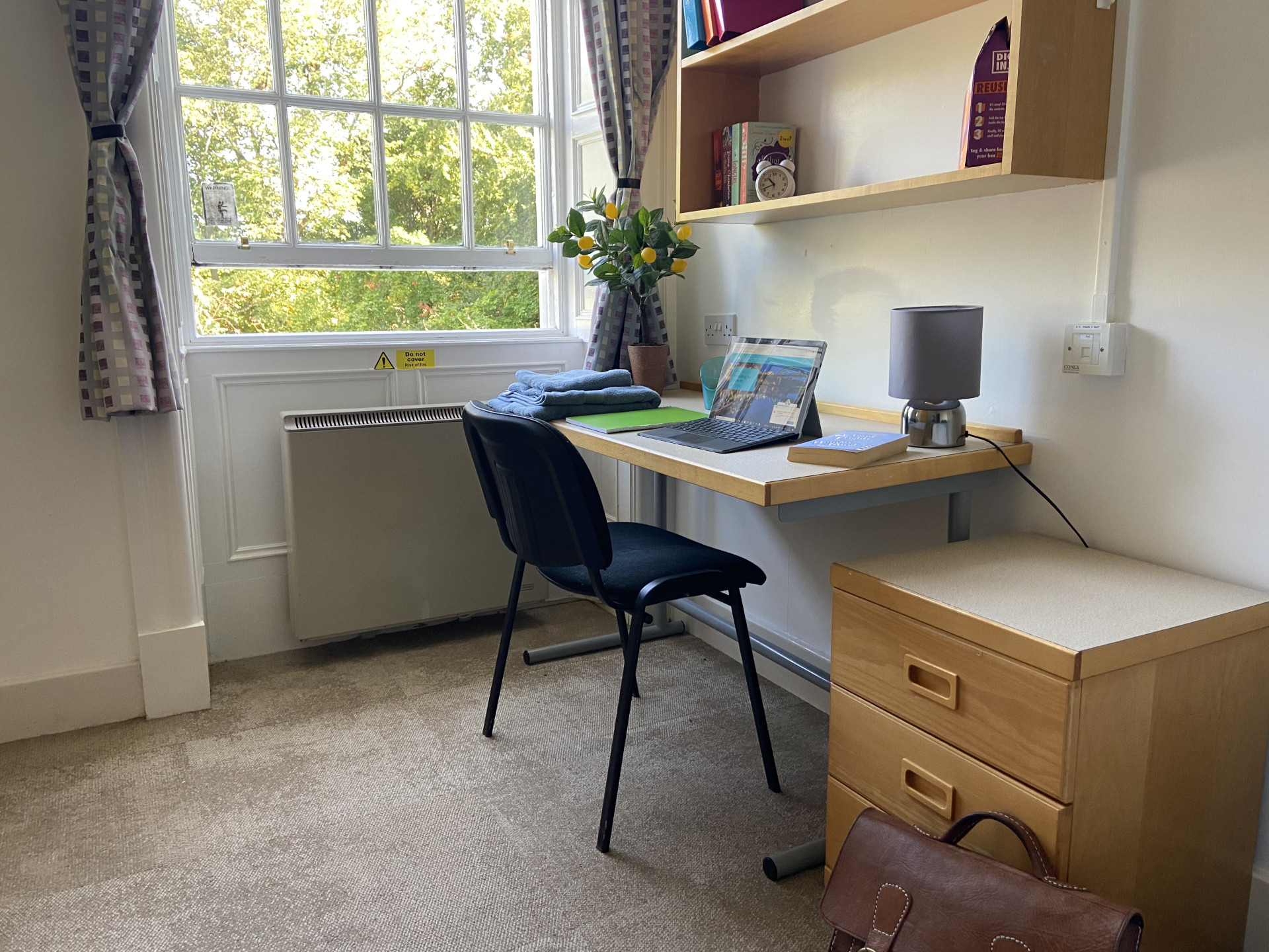 Classic Bedroom student 5 bed flat to rent on Fenham Hall Drive ...