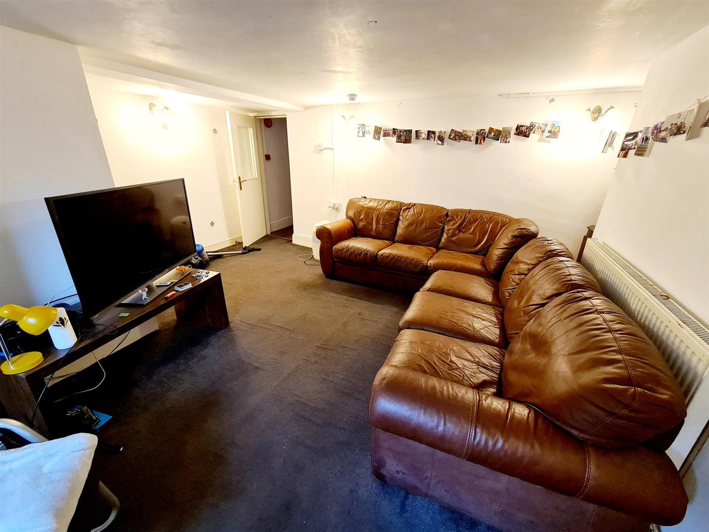 8 bed student house to rent on Blades Street, Lancaster, LA1 1TT | StuRents