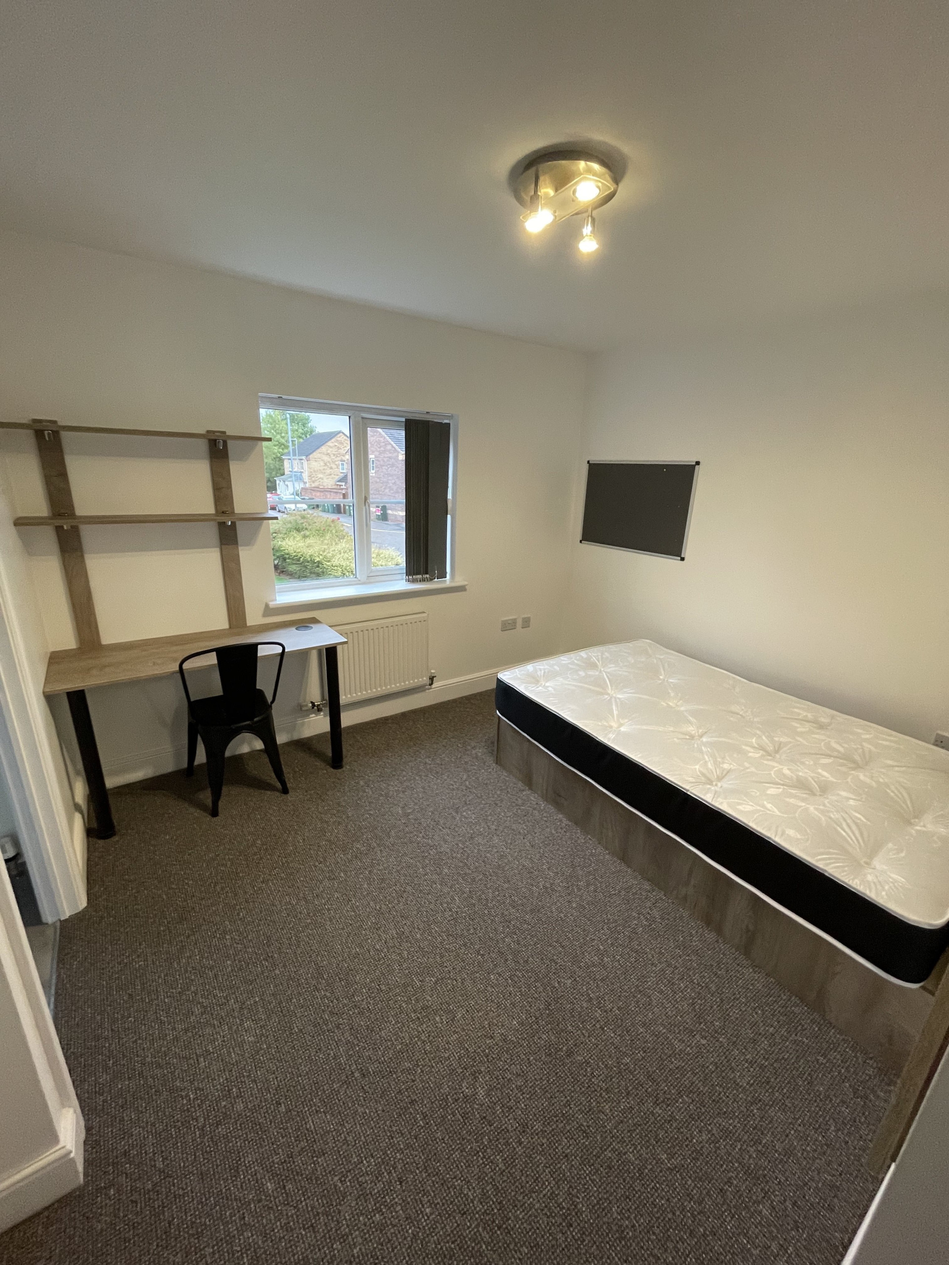 6 bed student house to rent on Goods Yard Close, Loughborough, LE11 5EB ...