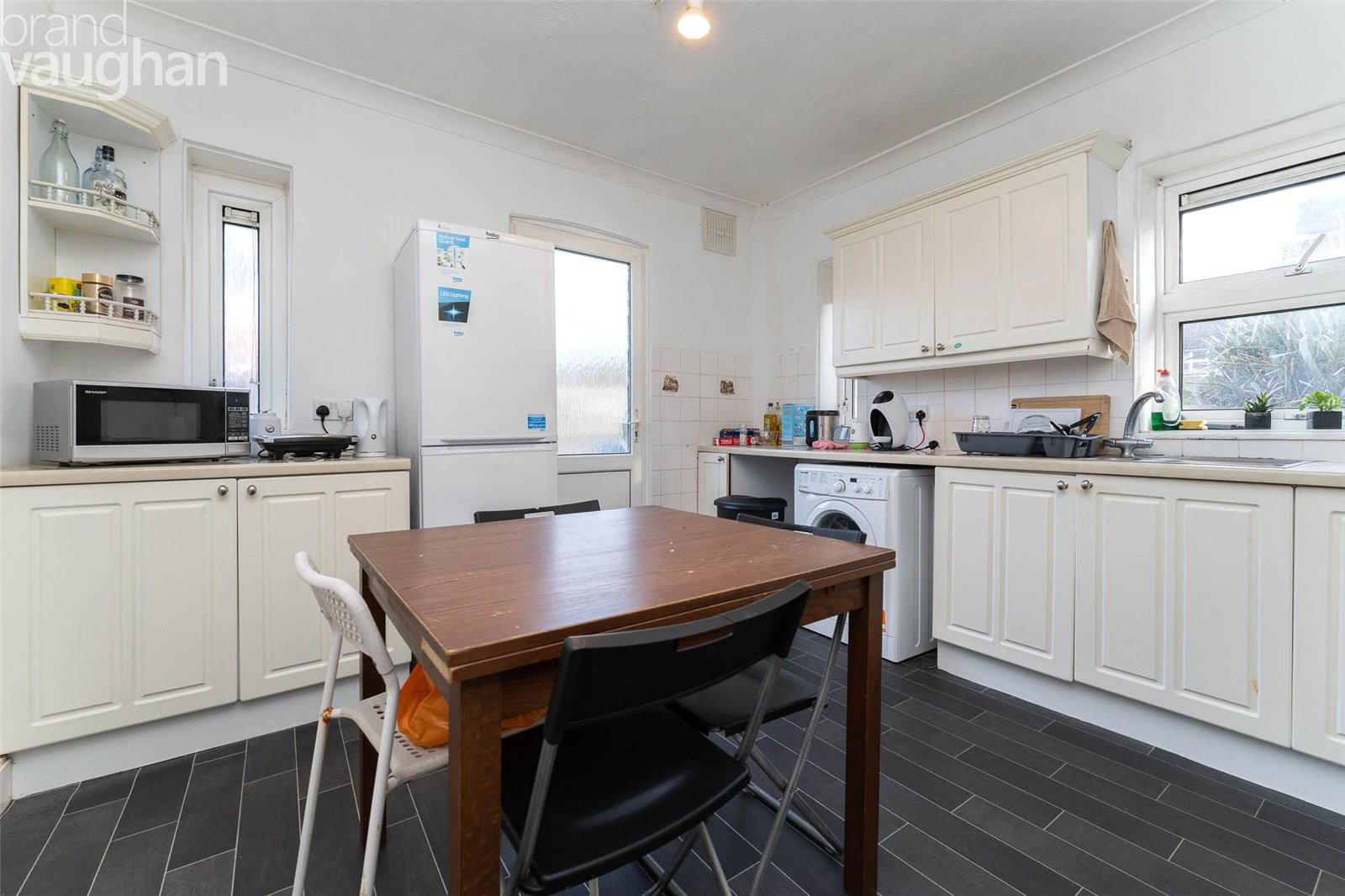 3 bed student house to rent on The Highway, Brighton, BN2 4GD | StuRents