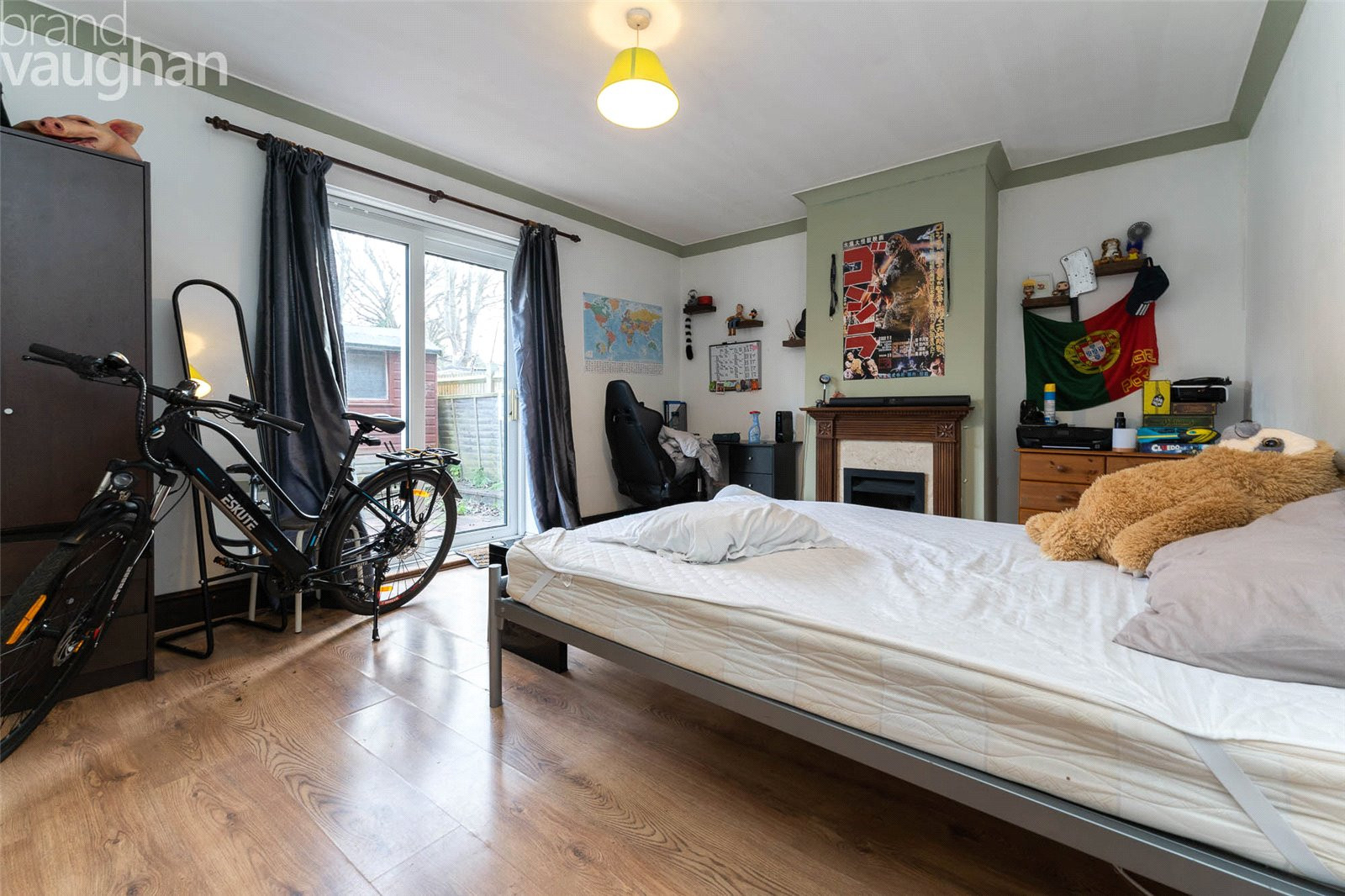 3 bed student house to rent on The Highway, Brighton, BN2 4GD | StuRents