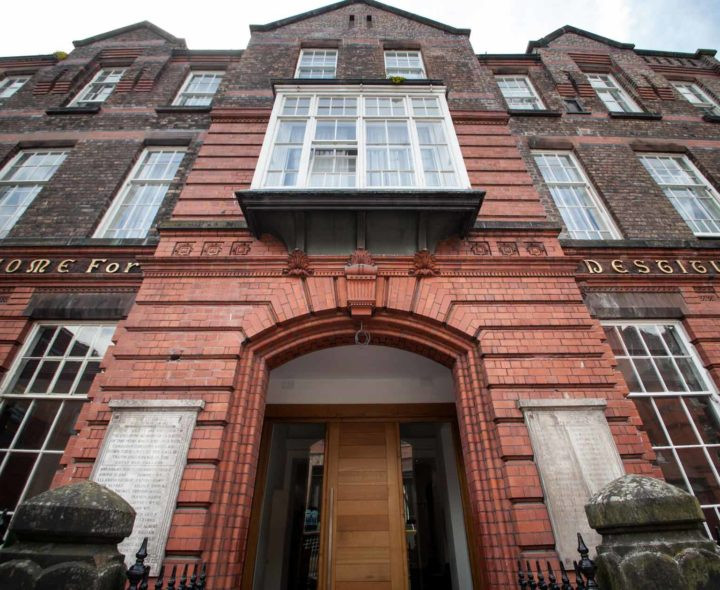 Classic Bigger Studio student flat to rent on Myrtle Street, Liverpool ...