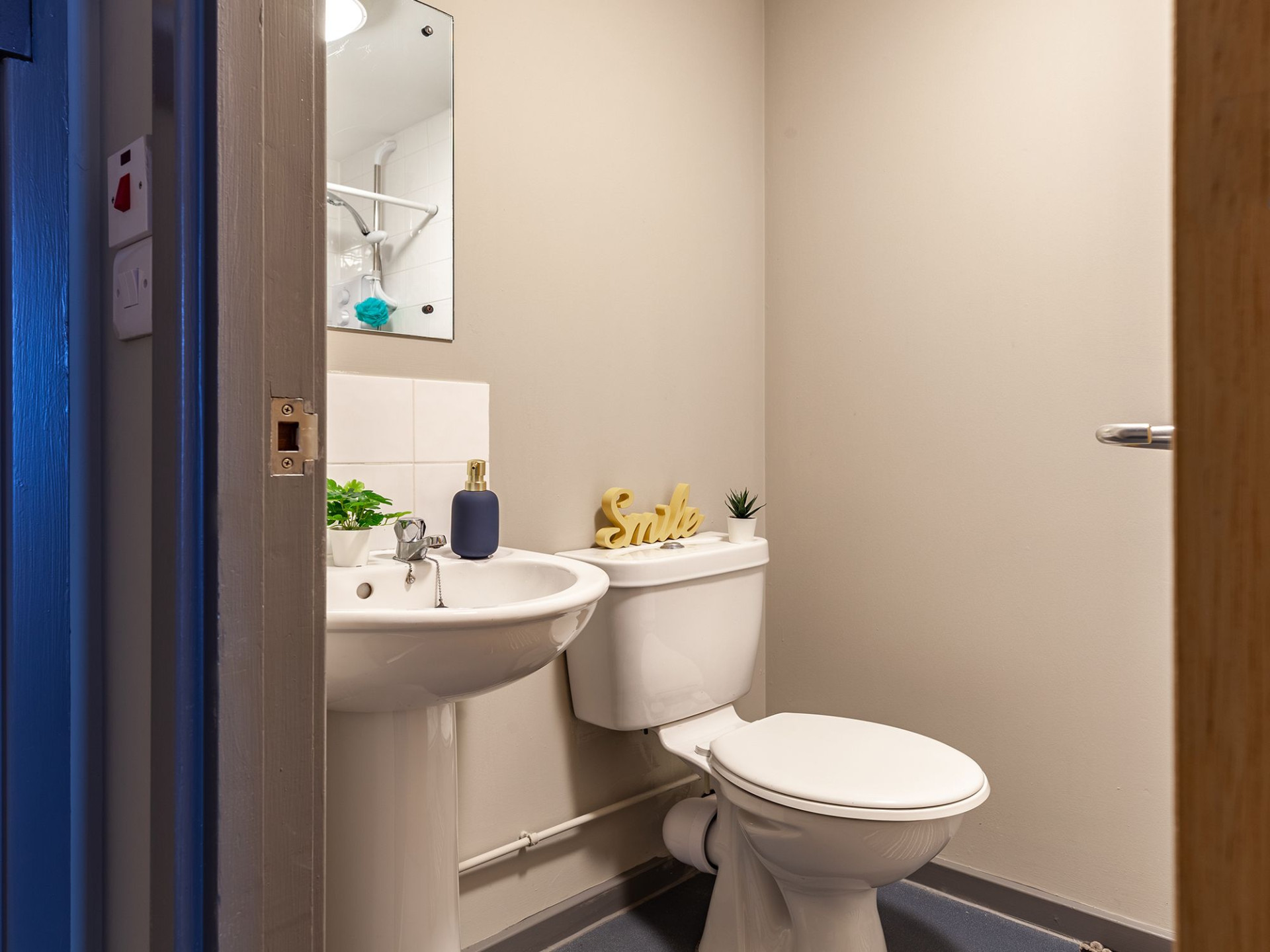 Premium Ensuite student flat to rent on Lineker Road, Leicester, LE2 ...