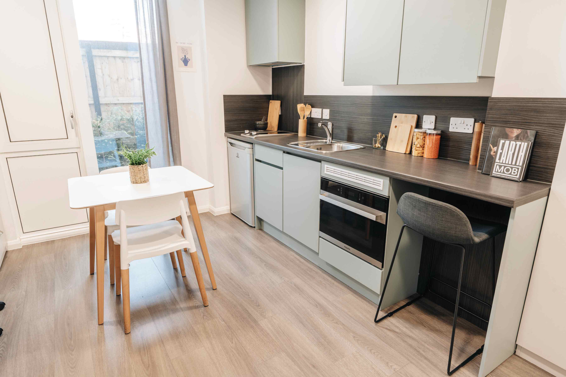 Classic Studio student flat to rent on Between Towns Road, Oxford, OX4 ...