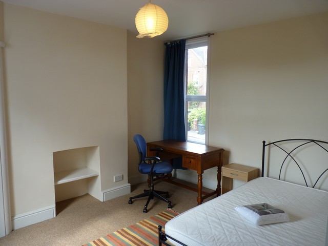 7 bed student house to rent on 82 Howell Road, Exeter, EX4 4LZ | StuRents