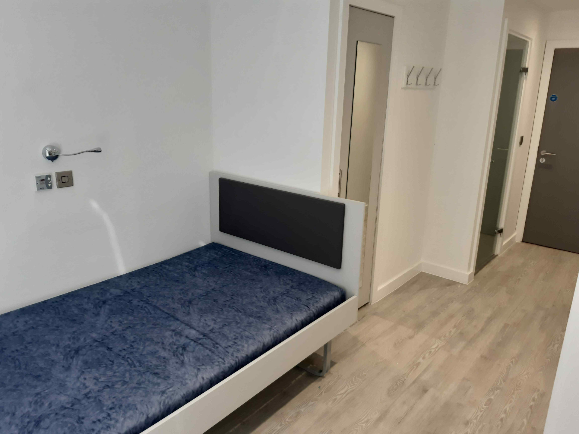 Premium Studio (L Shaped) student flat to rent on The Midway, Newcastle ...