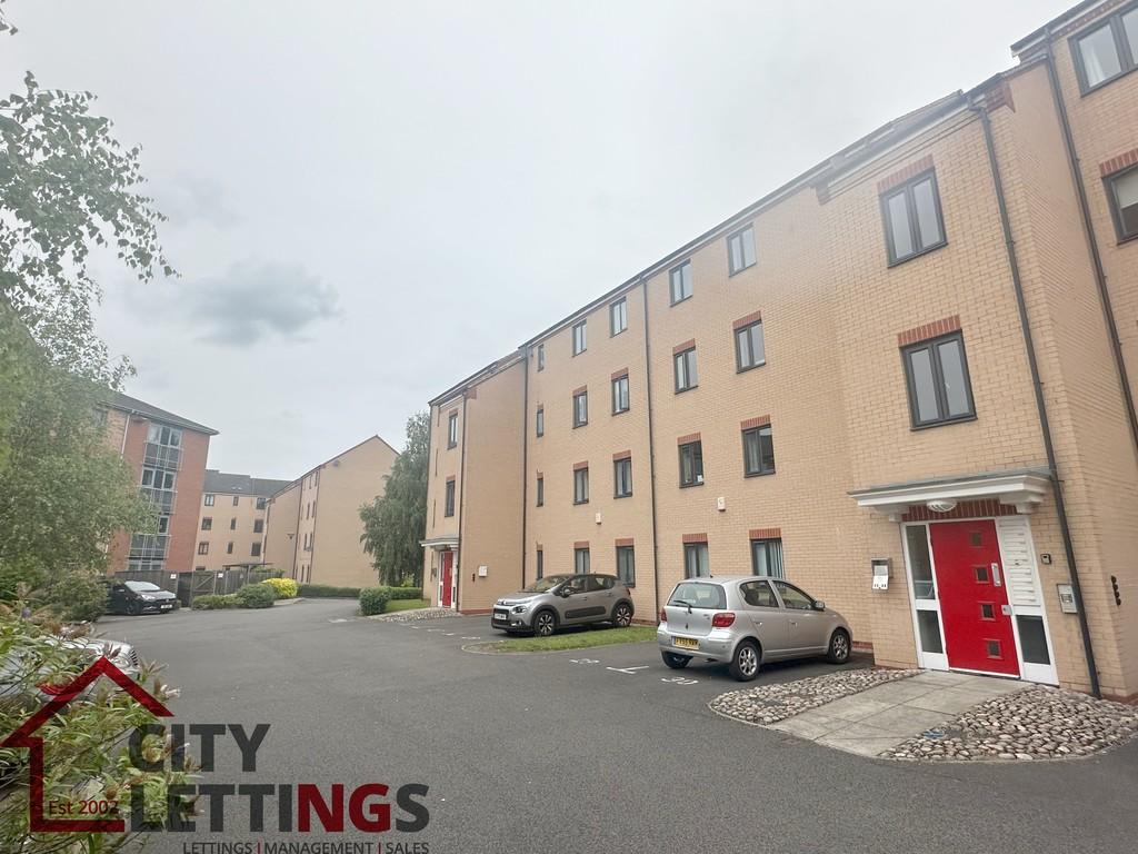 3 bed student house to rent on Templars Court, Nottingham, NG7 3GT ...