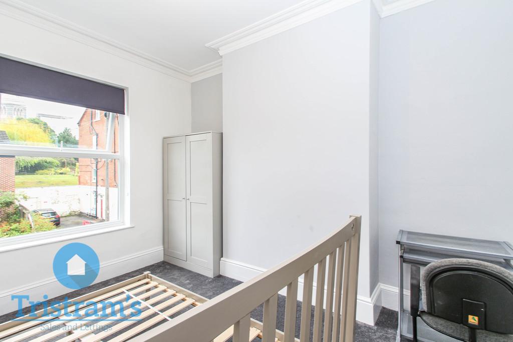 6 bed student house to rent on Portland Road, Nottingham, NG7 4GP ...