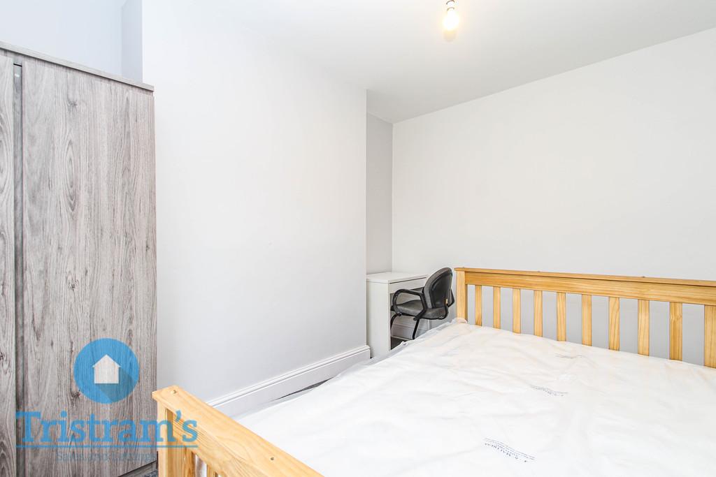 6 bed student house to rent on Portland Road, Nottingham, NG7 4GP ...