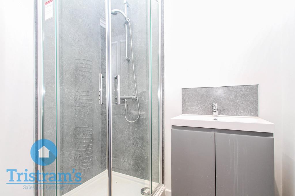 6 bed student house to rent on Portland Road, Nottingham, NG7 4GP ...
