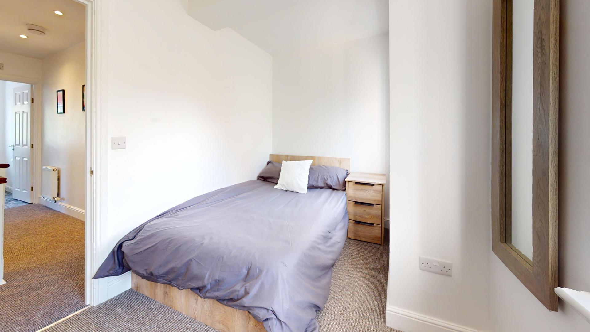 6 bed student house to rent on Goods Yard Close, Loughborough, LE11 5EB ...