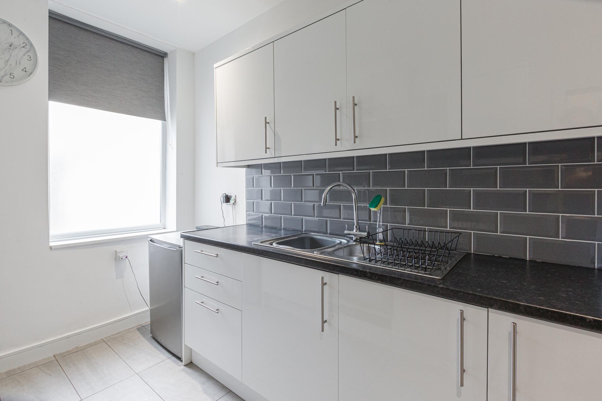 5 bed student house to rent on Holt Road, Liverpool, L7 2PR | StuRents