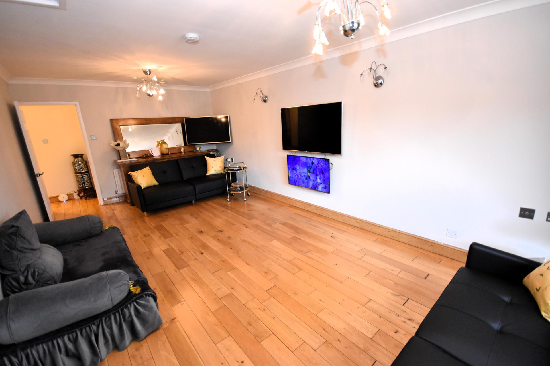 4 bed student house to rent on New Elvet, Durham, DH1 3AL | StuRents