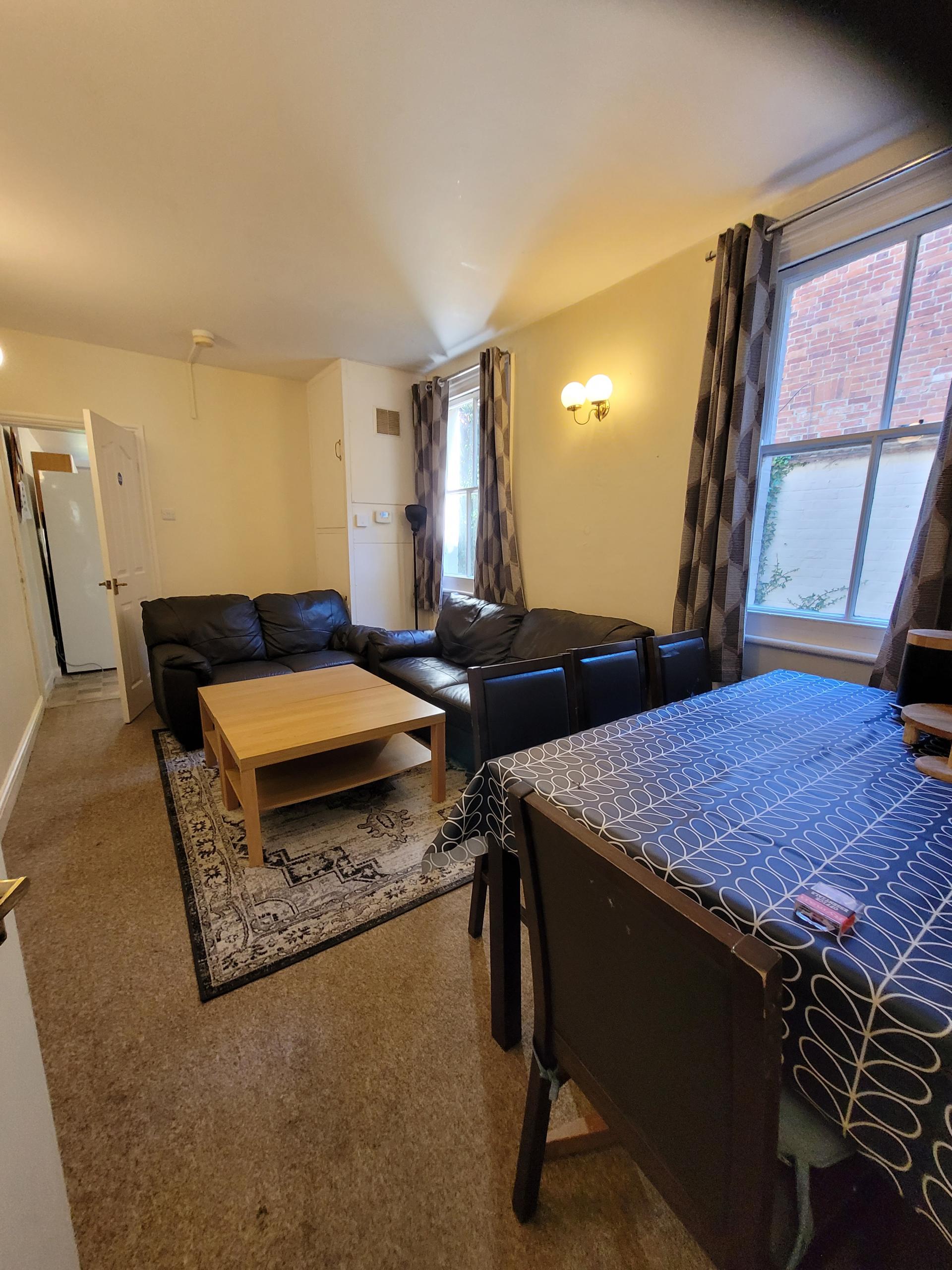 5 bed student house to rent on Divinity Road, Oxford, OX4 1LP | StuRents