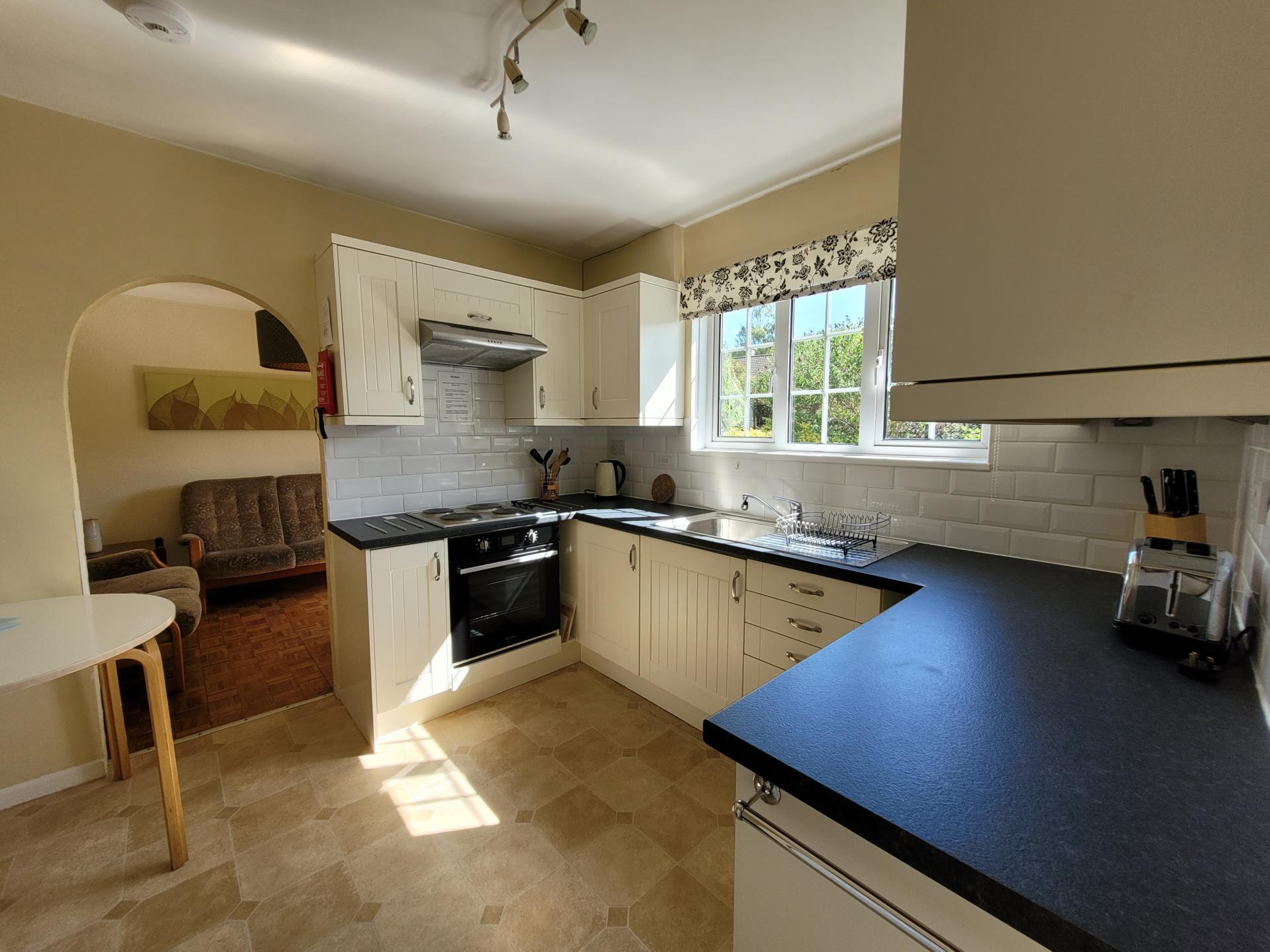 4 bed student house to rent on Bracegirdle Road, Oxford, OX3 8RJ | StuRents