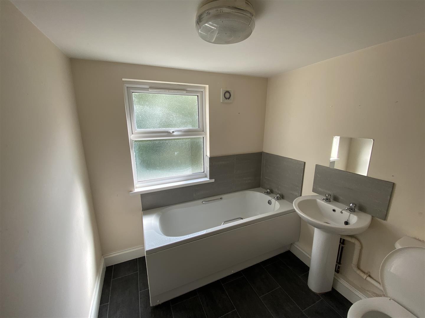 4 bed student house to rent on Chatham Place, Brighton, BN1 3TP | StuRents