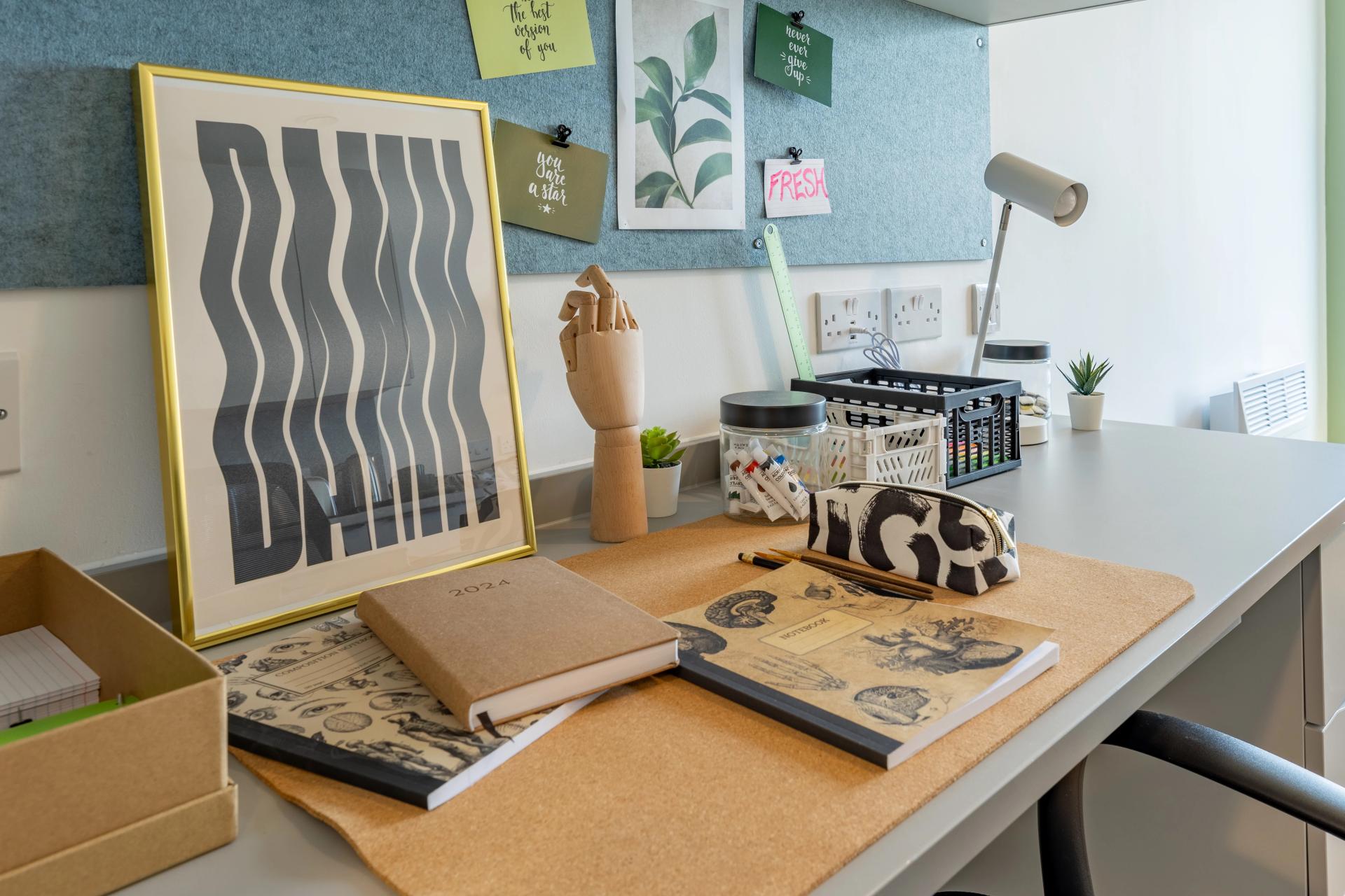 Bronze Studio - EPC Band B student flat to rent on 1 Scholars Walk ...