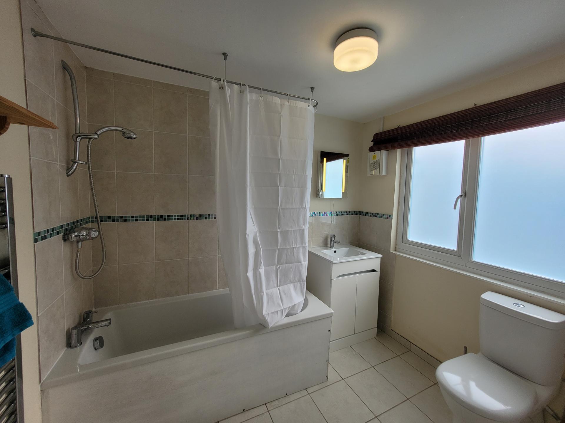 5 bed student house to rent on Gladstone Road, Oxford, OX3 8LS | StuRents