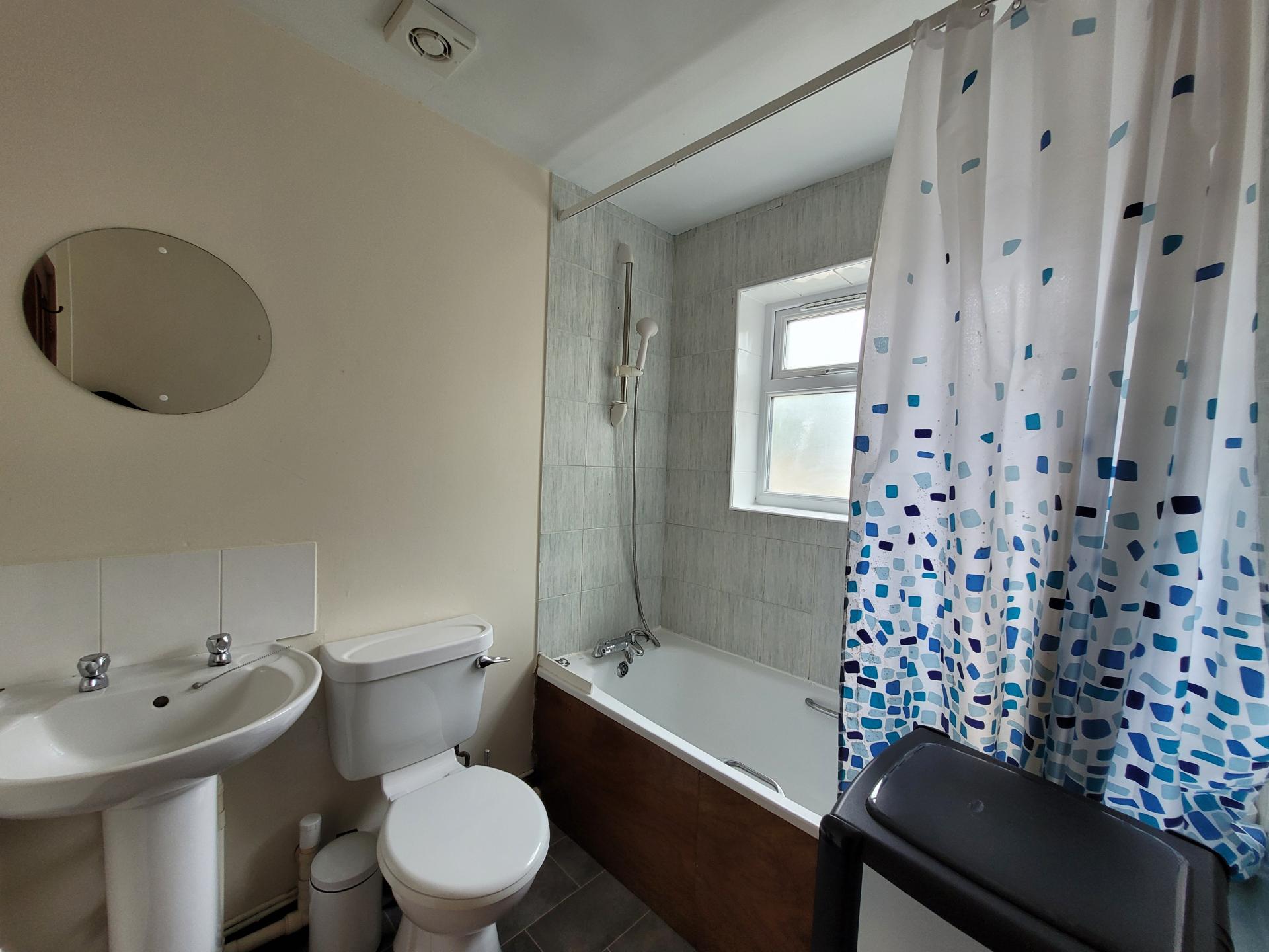 3 bed student house to rent on Howard Street, Oxford, OX4 3AY | StuRents