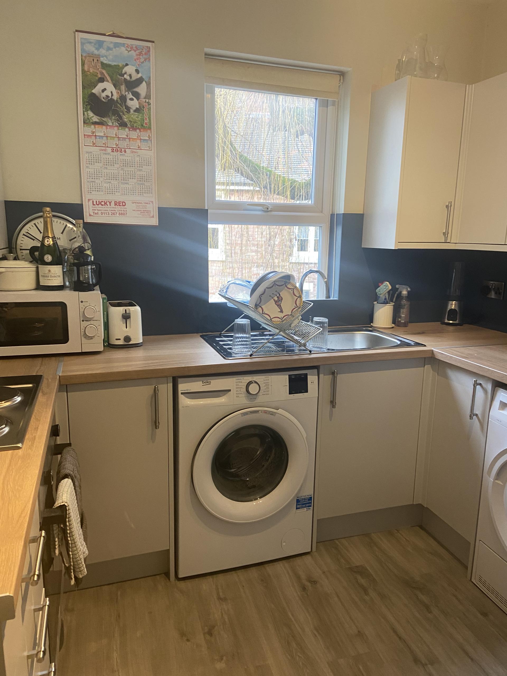 5 bed student house to rent on HOPE DRIVE, Nottingham, NG7 1DL | StuRents