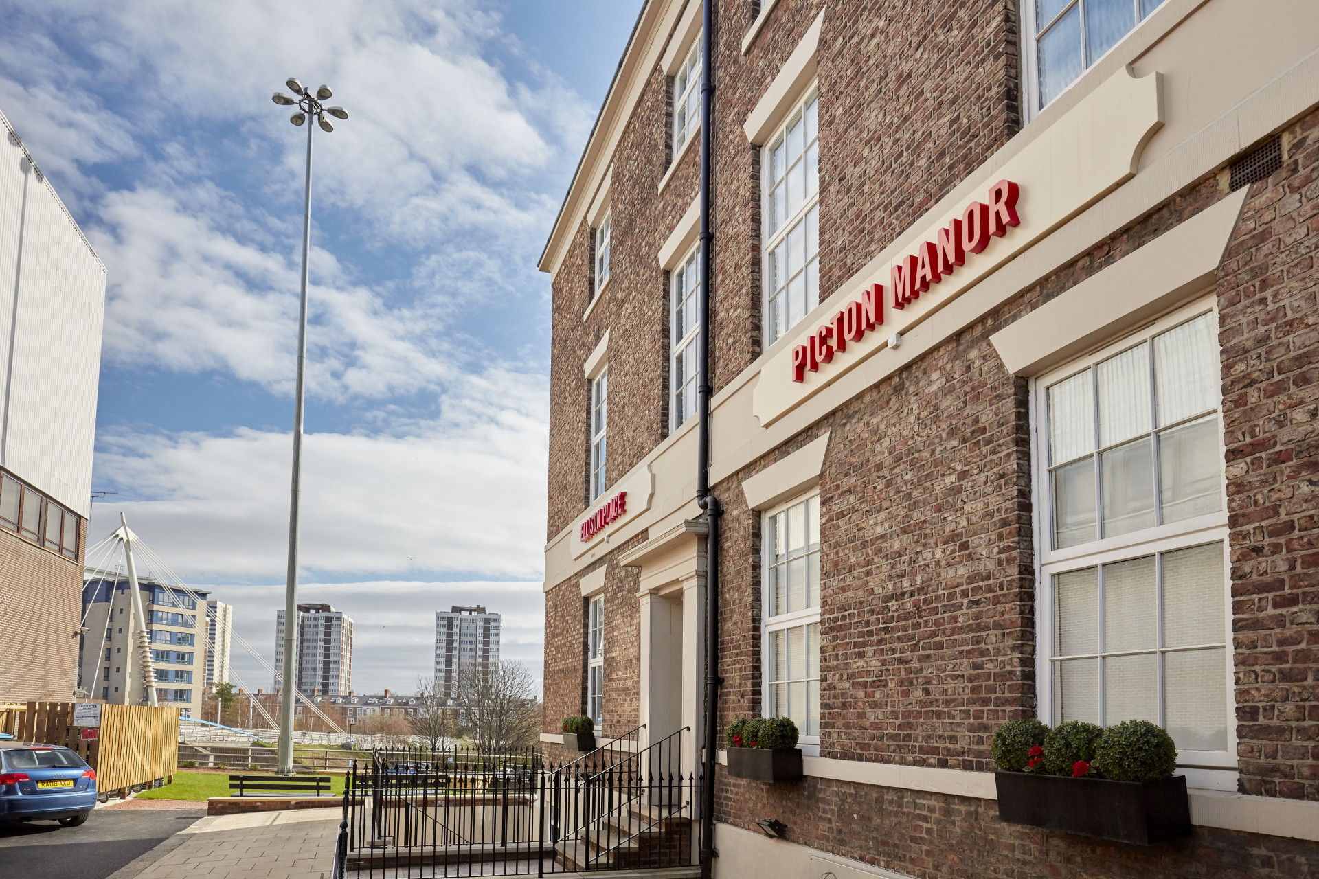 Premium Apartment (3-Bed) student 3 bed flat to rent on Ellison Place ...