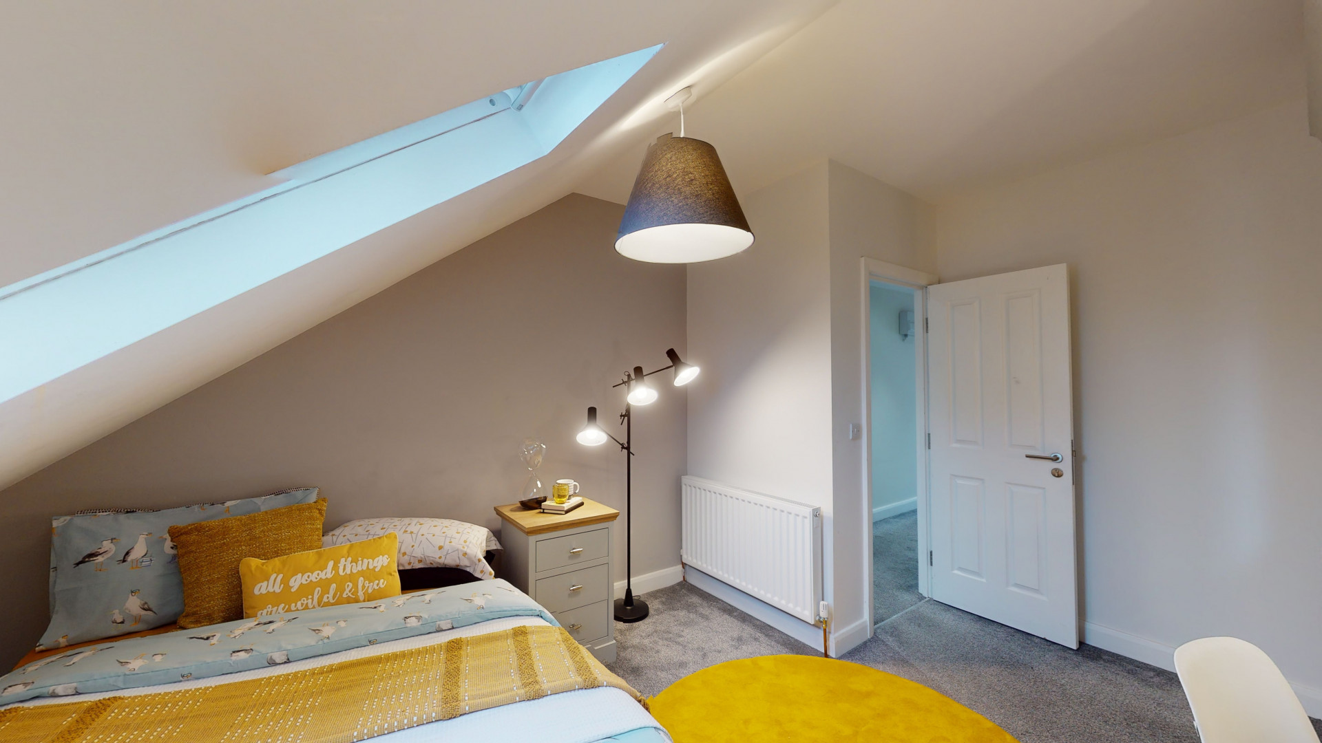 Premium Apartment with Terrace (4-Bed) student 4 bed flat to rent on ...