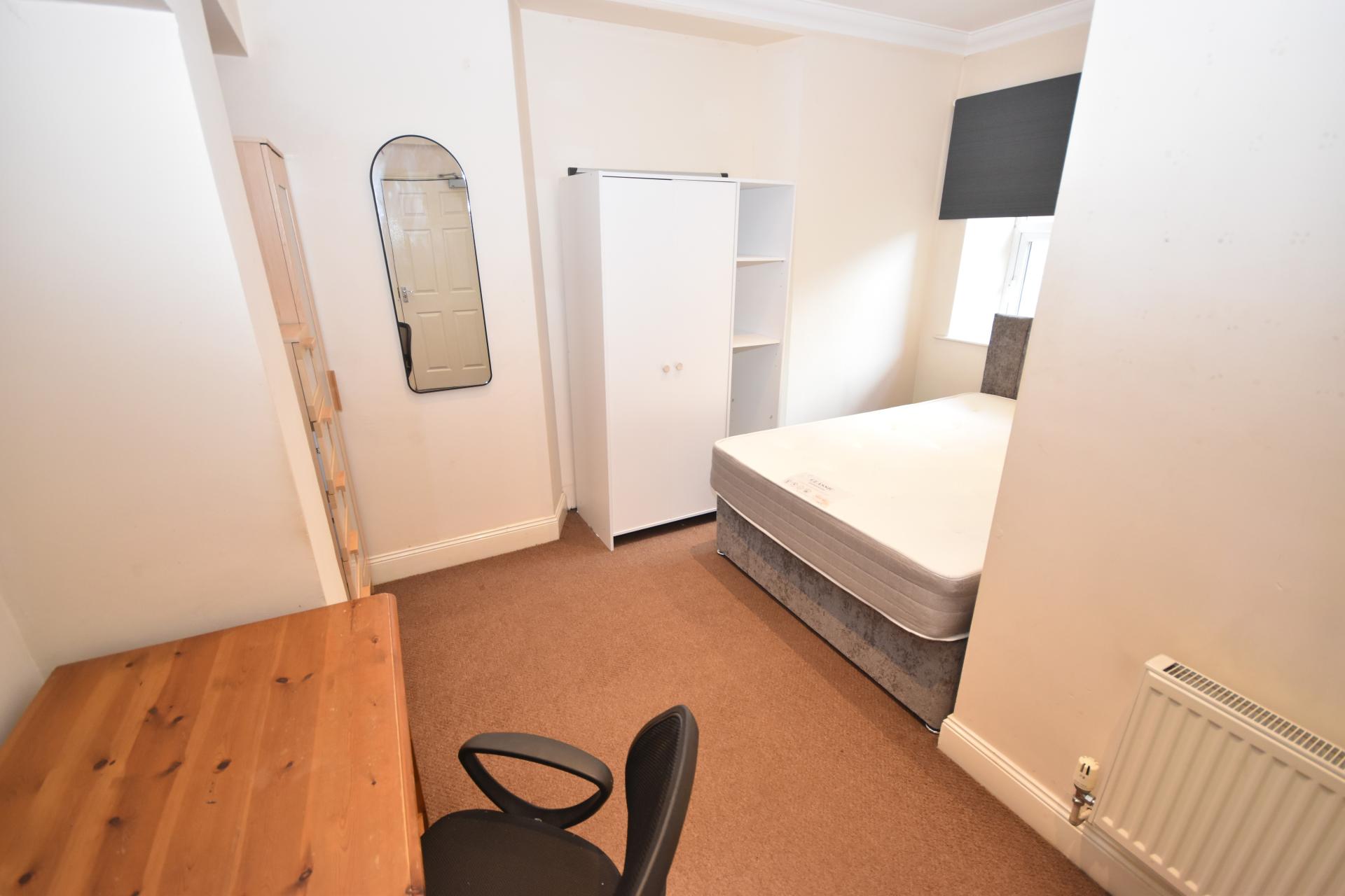 6 bed student house to rent on Flass Street, Durham, DH1 4BE | StuRents