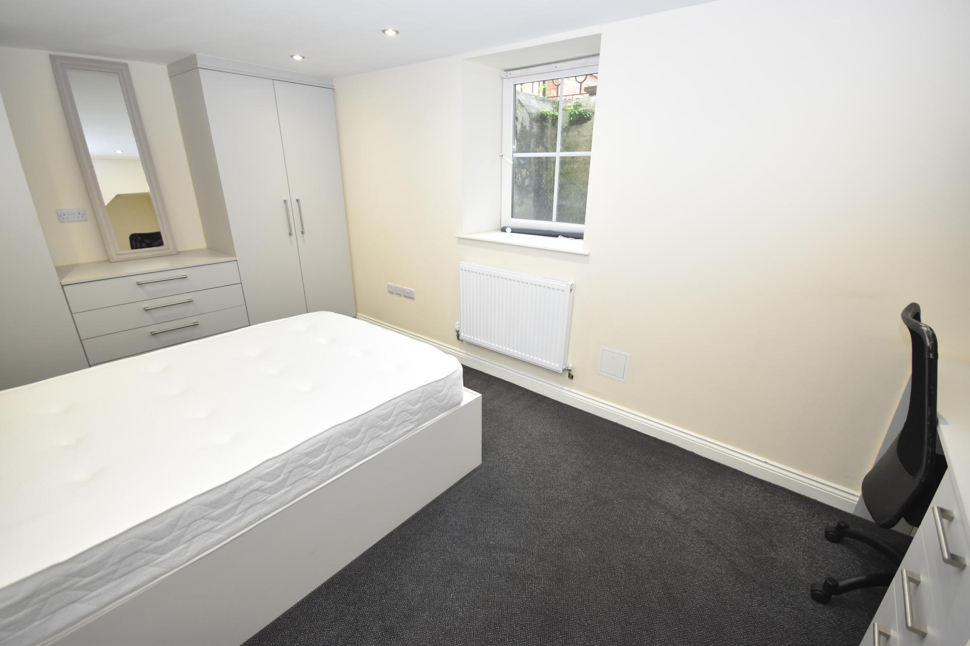 6 bed student house to rent on Flass Street, Durham, DH1 4BE | StuRents